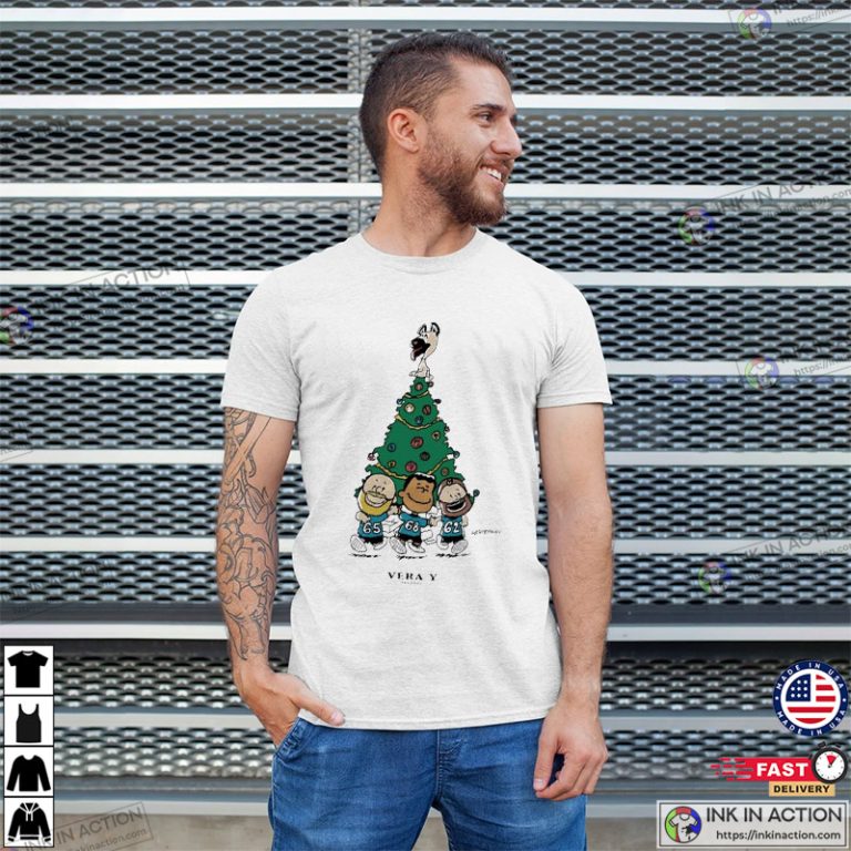 Philadelphia Eagles Christmas Tree Snoopy Style T-shirt - Print your ...