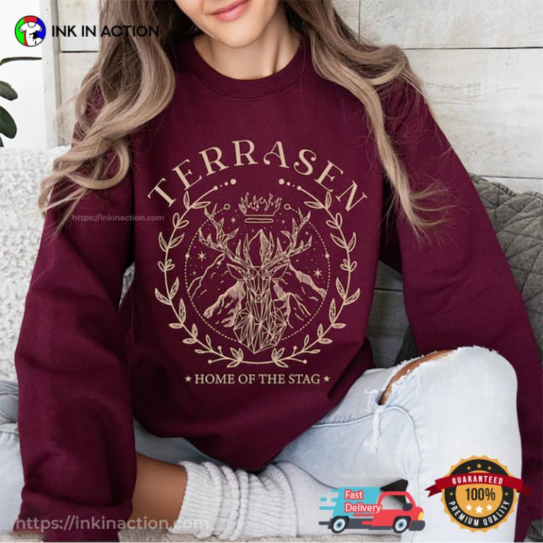 Terrasen Home Of The Stag Throne of Glass Art Tee - Print your thoughts ...
